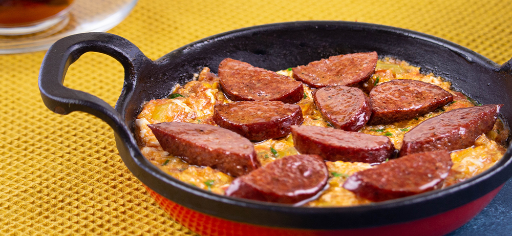 How to Make Sujuk Menemen Recipes - Taste of Pinar